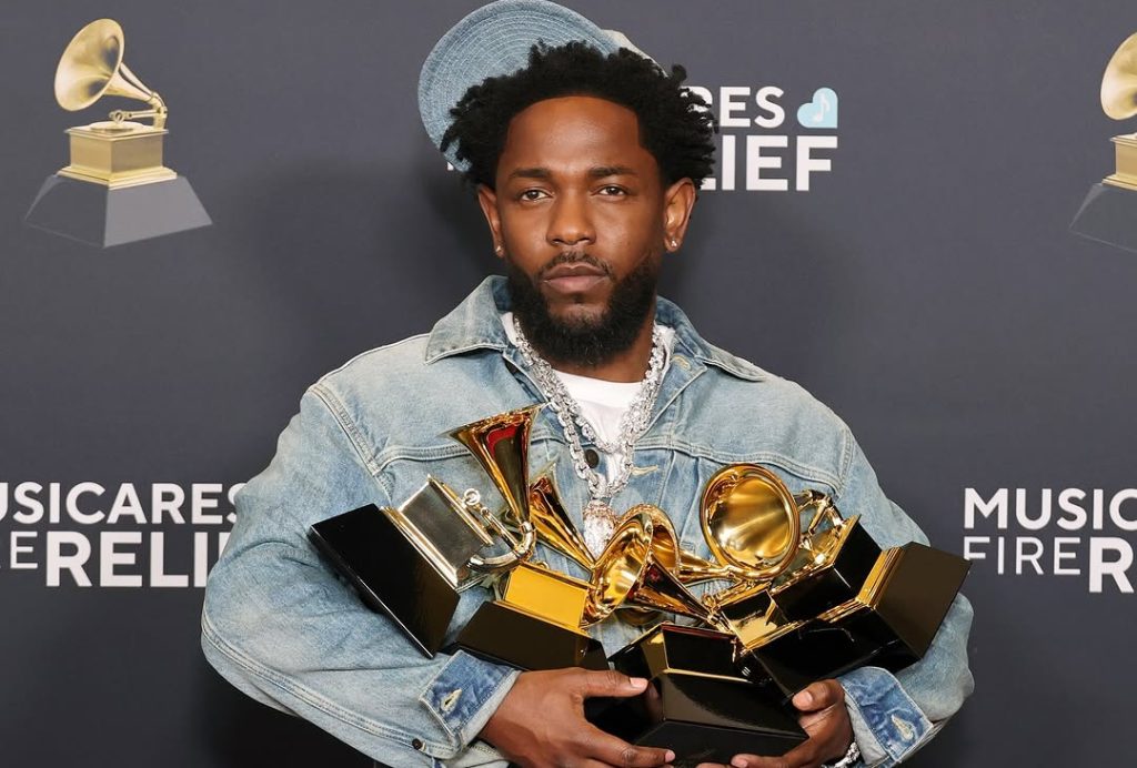 Kendrick Lamar’s $1.2 Million Super Bowl Chain Revealed