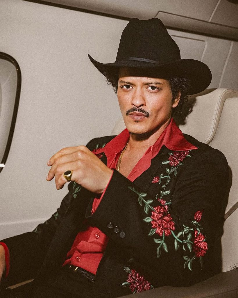 Bruno Mars Net Worth, Career, Personal Life & Real Estate 2025