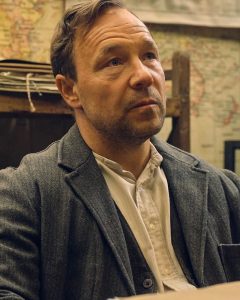 Stephen Graham Net Worth, Career, Personal Life, and More