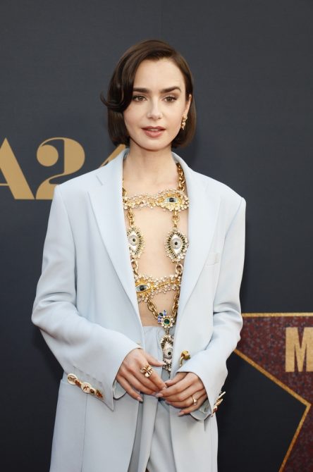 Lily Collins Wikipedia, Biography, Age, Family, Height, Net Worth, Fast ...