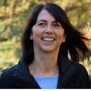 MacKenzie Scott Wikipedia, Biography, Age, Family, Height, Net Worth ...