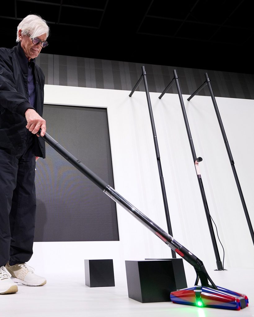 James Dyson Wikipedia, Biography, Age, Family, Height, Net Worth, Fast ...