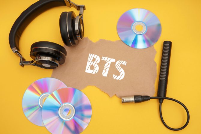 Suga BTS Wikipedia, Biography, Age, Family, Height, Net Worth, Fast ...