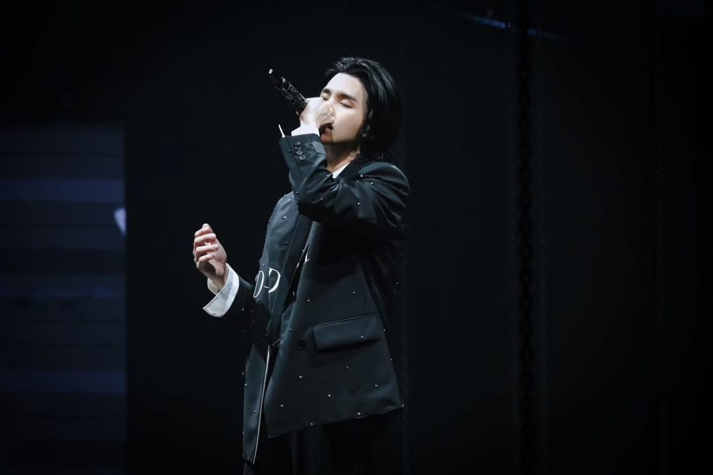 Suga BTS Wikipedia, Biography, Age, Family, Height, Net Worth, Fast ...