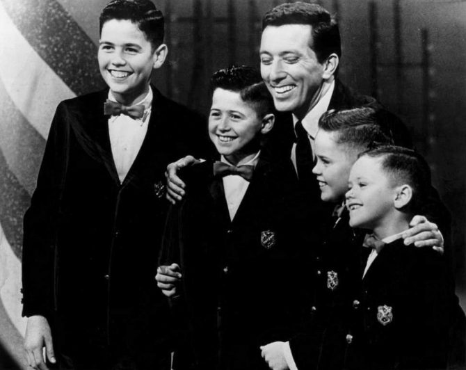 Andy Williams Wikipedia, Biography, Age, Family, Height, Net Worth ...