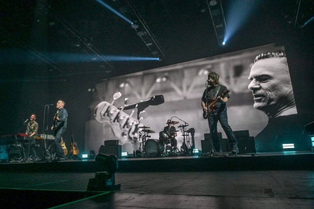 Bryan Adams Wikipedia, Biography, Age, Family, Height, Net Worth, Fast ...