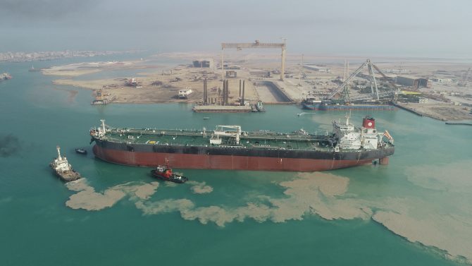 US Seizes Venezuelan Oil Tanker: Trump Tensions Fuel War