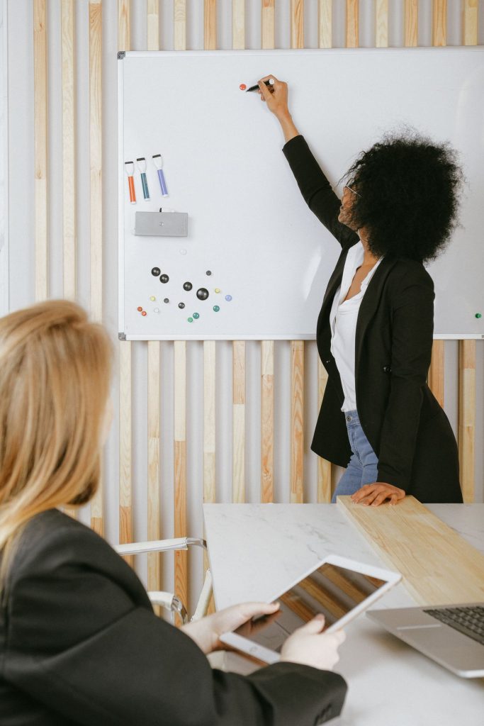 Free LMS Platforms: Reduce Training Costs Without Sacrificing Quality